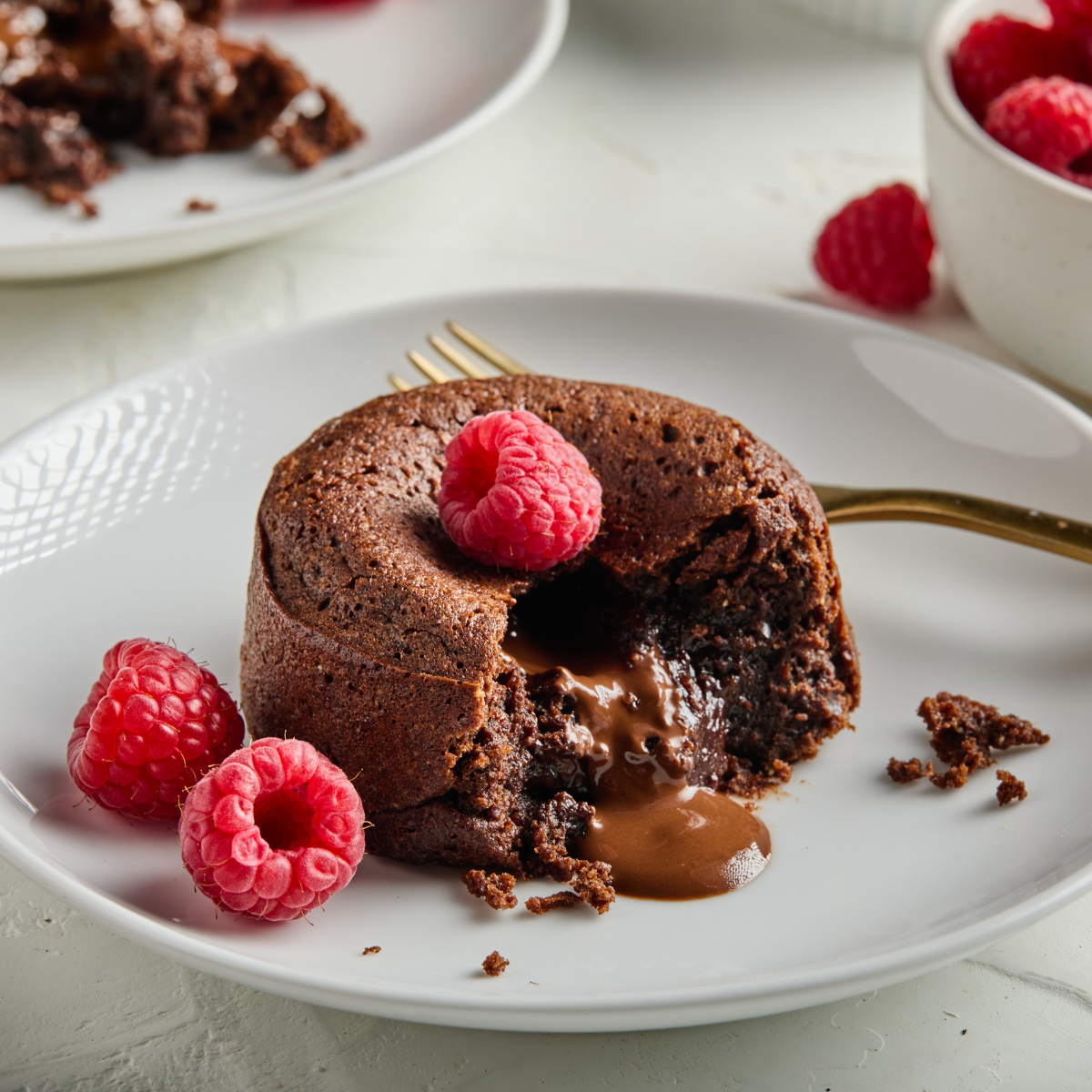 Honey Blackberry Cheesecake Bars